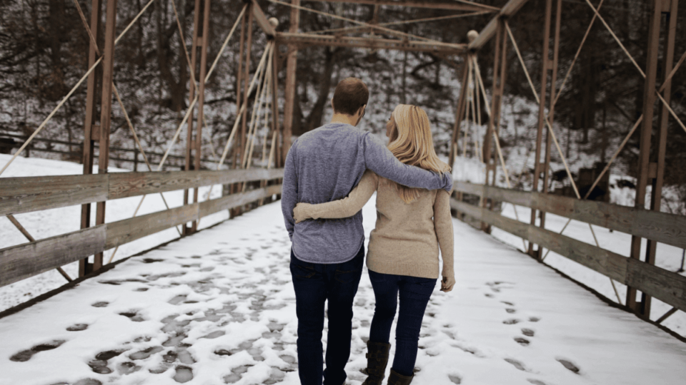How to be more romantic in a Relationship - Powerful Sight