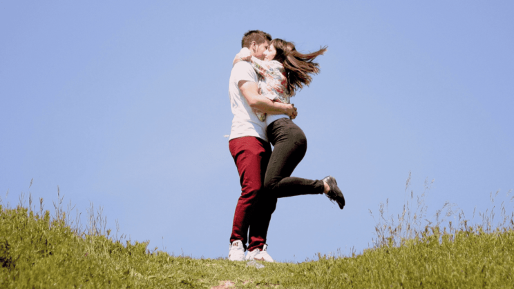 How A Man Should Treat A Woman And Make Her Feel Valued