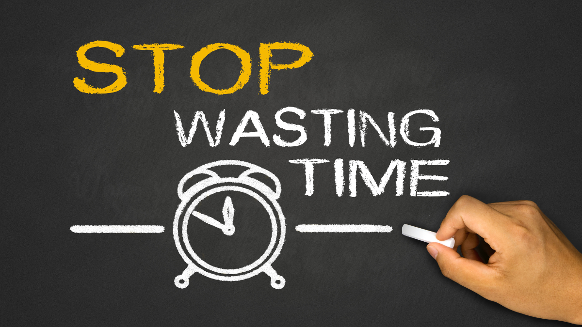 15 Common Time Wasting Habits That Limit Your Potentials - Powerful Sight