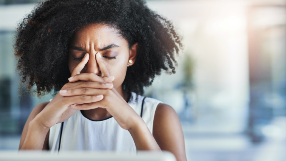 How To Stop Distracting Yourself - Powerful Sight