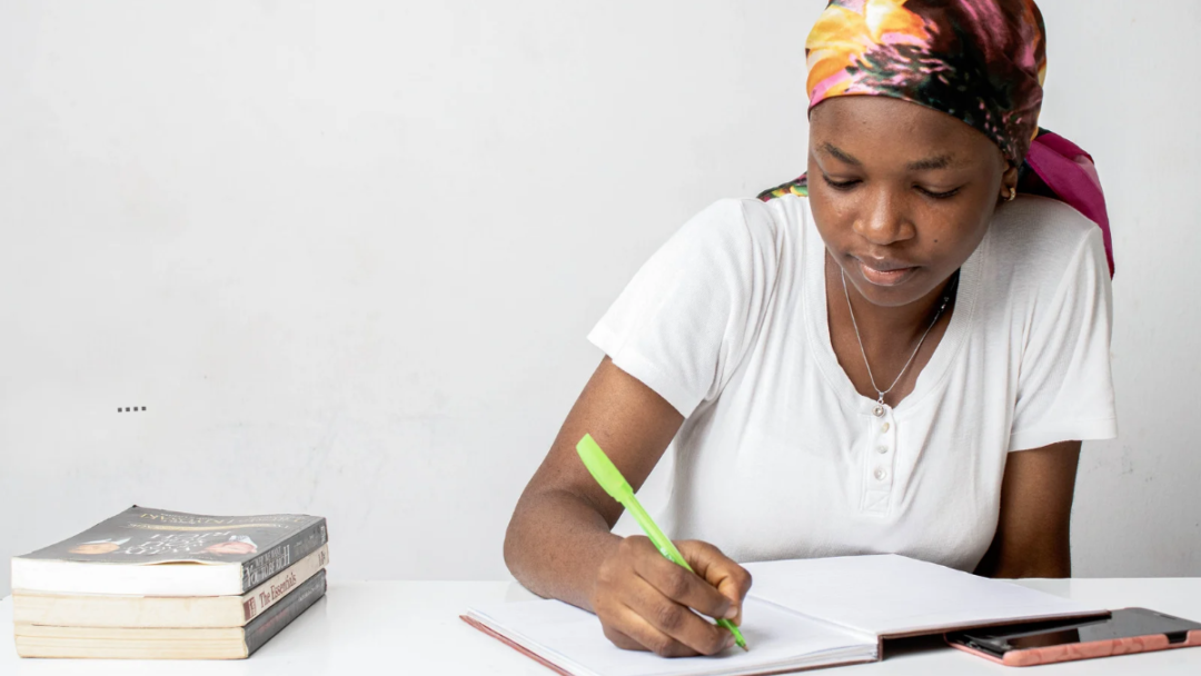 8 Tips To Create A Productive Study Environment at Home