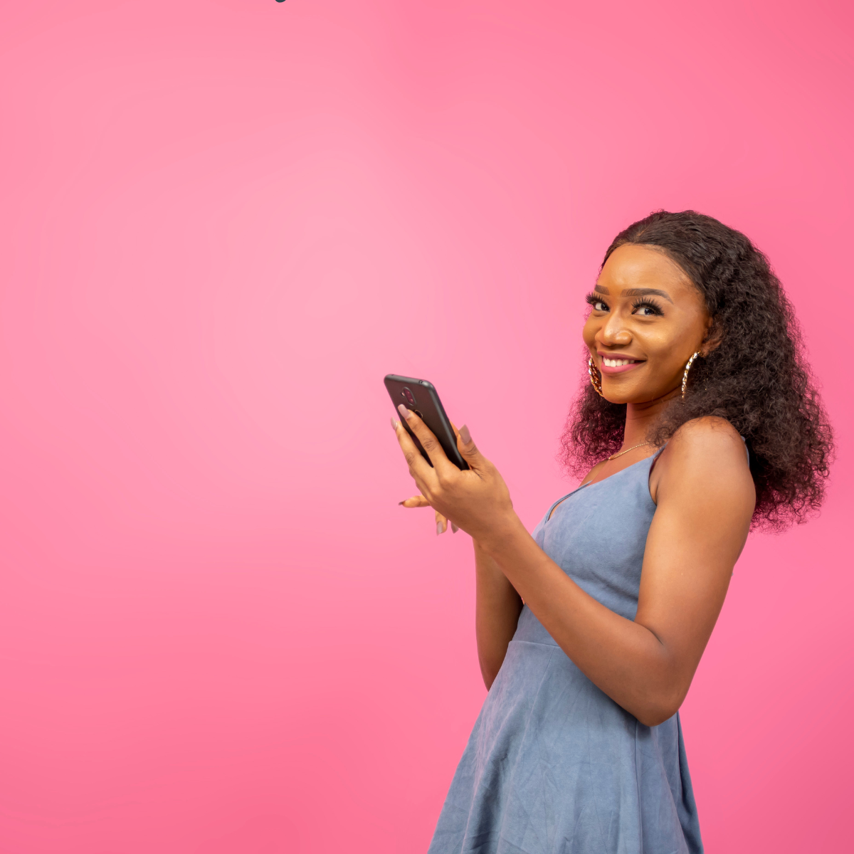 9 Clear Signs You're Naturally Attractive