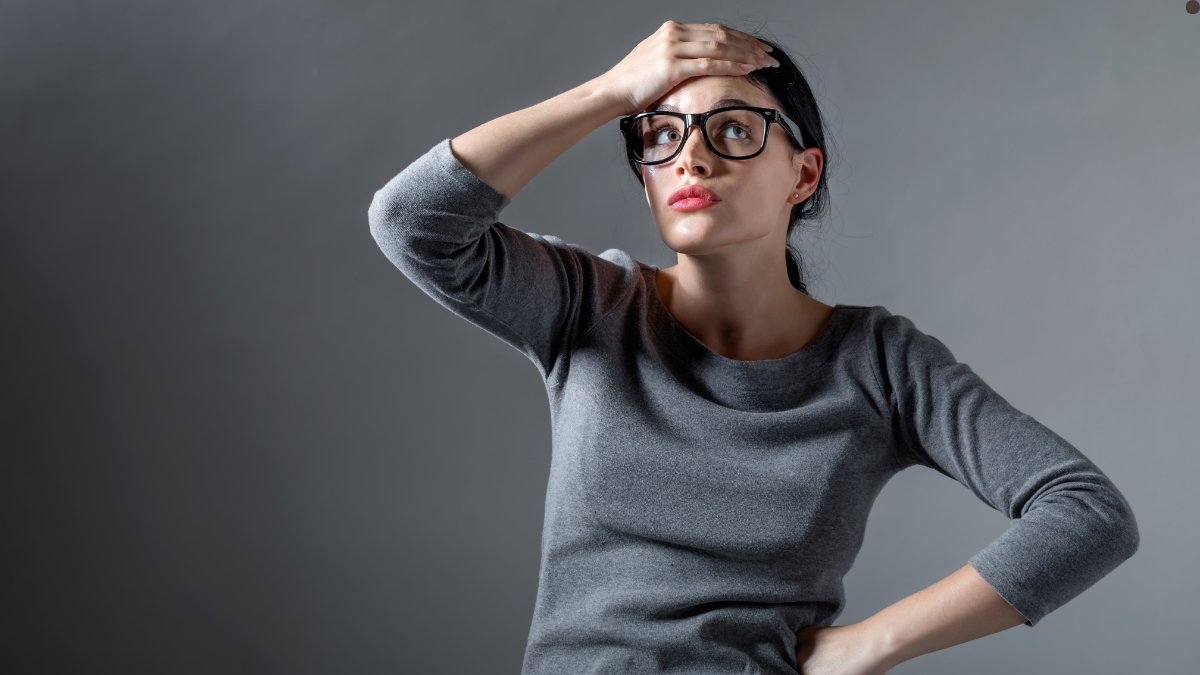 When A Woman Is Cheating, She Will Make These 10 Mistakes - Powerful Sight