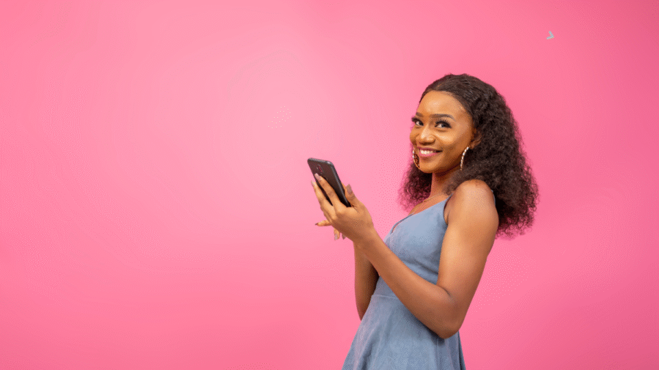 12 Irresistible Qualities Of Attractive Women - Powerful Sight