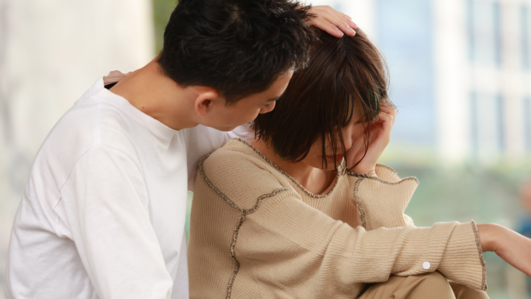 50 Questions to Improve Emotional Intimacy in Your Relationship ...